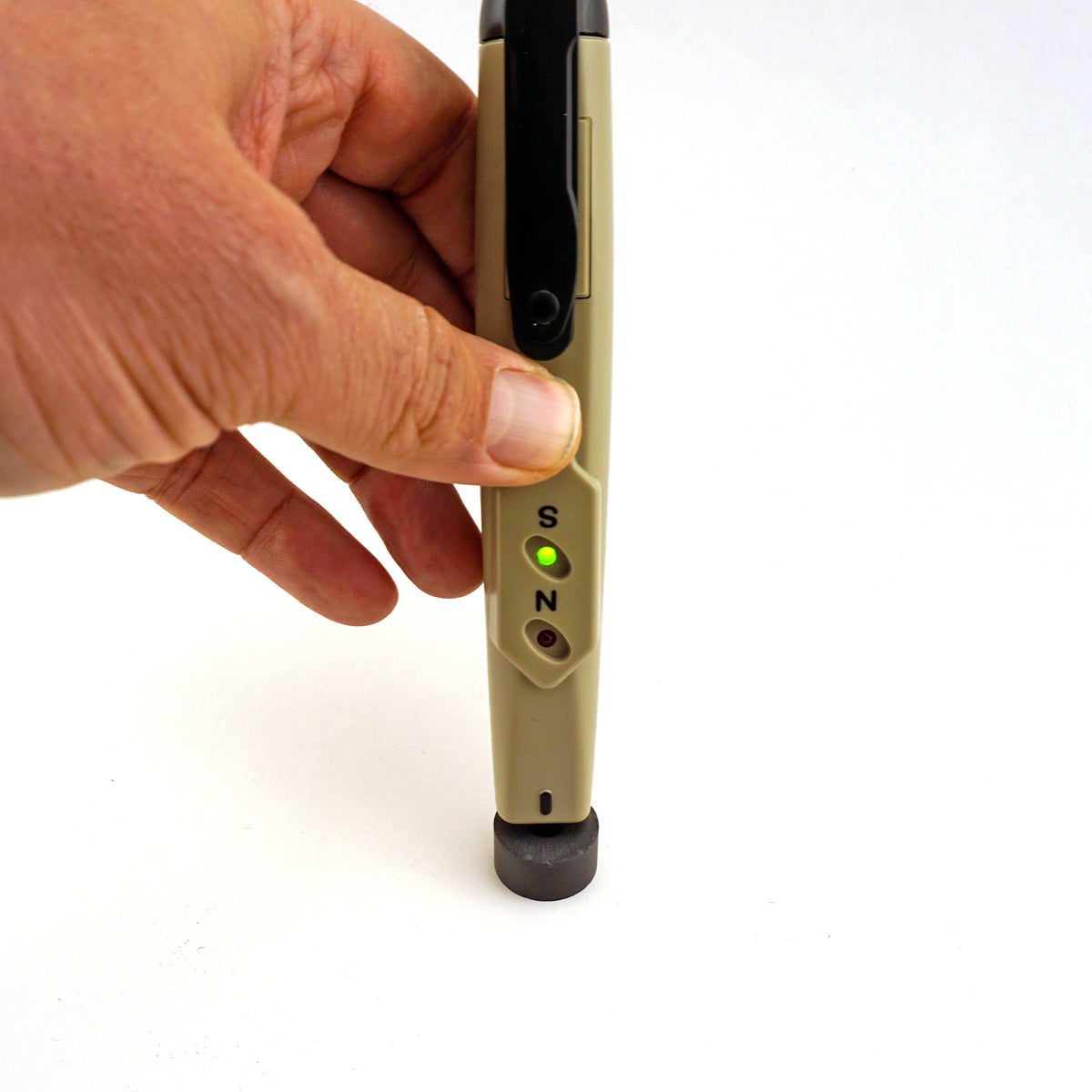 Master Magnetics Electronic Magnetic Pole Indicator